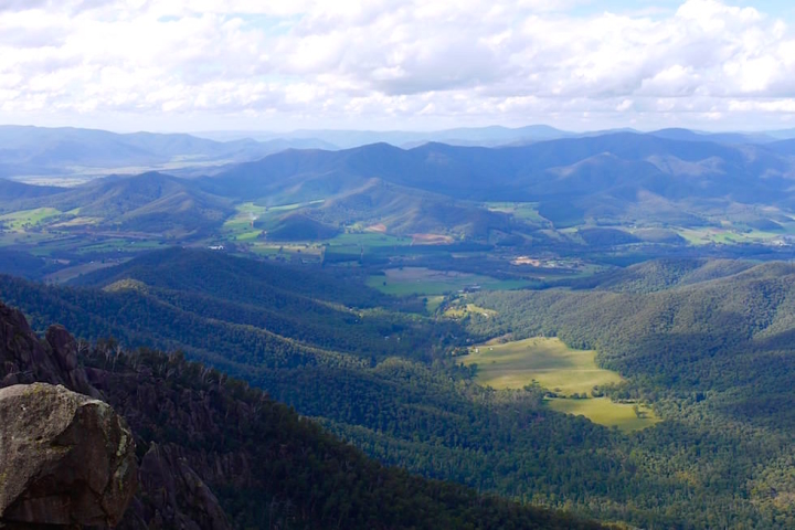 Abenteuer Great Alpine Road - Australian Alps, Omeo, Bright, Mt Buffalo ...