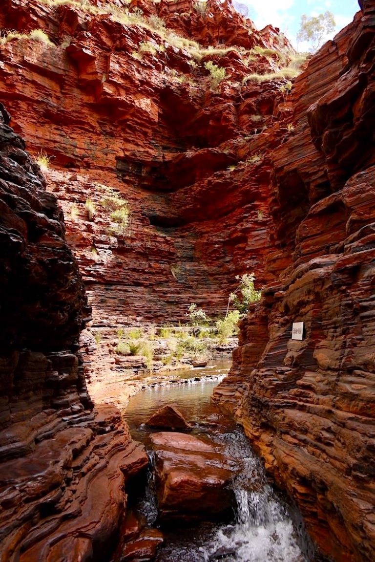 Karijini National Park - Spider Walk, Junction Pool, Handrail Pool ...