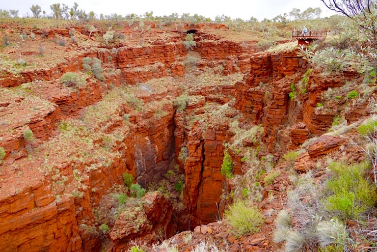 Karijini National Park - Spider Walk, Junction Pool, Handrail Pool ...