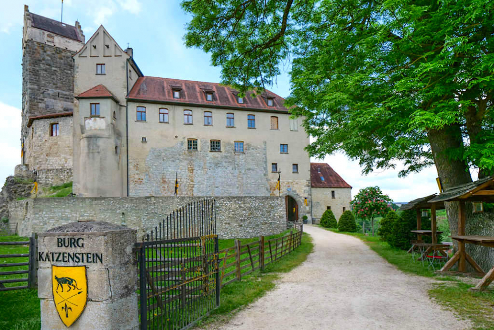 Imposante Burgen & prachtvolle Schlösser : Donau-Ries Highlights ...